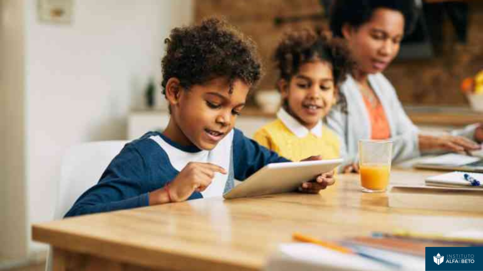 Materiais para alfabetizar com método fônico